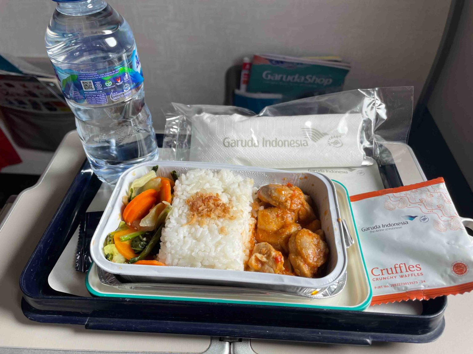 Review: Garuda Indonesia A330 Economy Class (DPS-CGK)