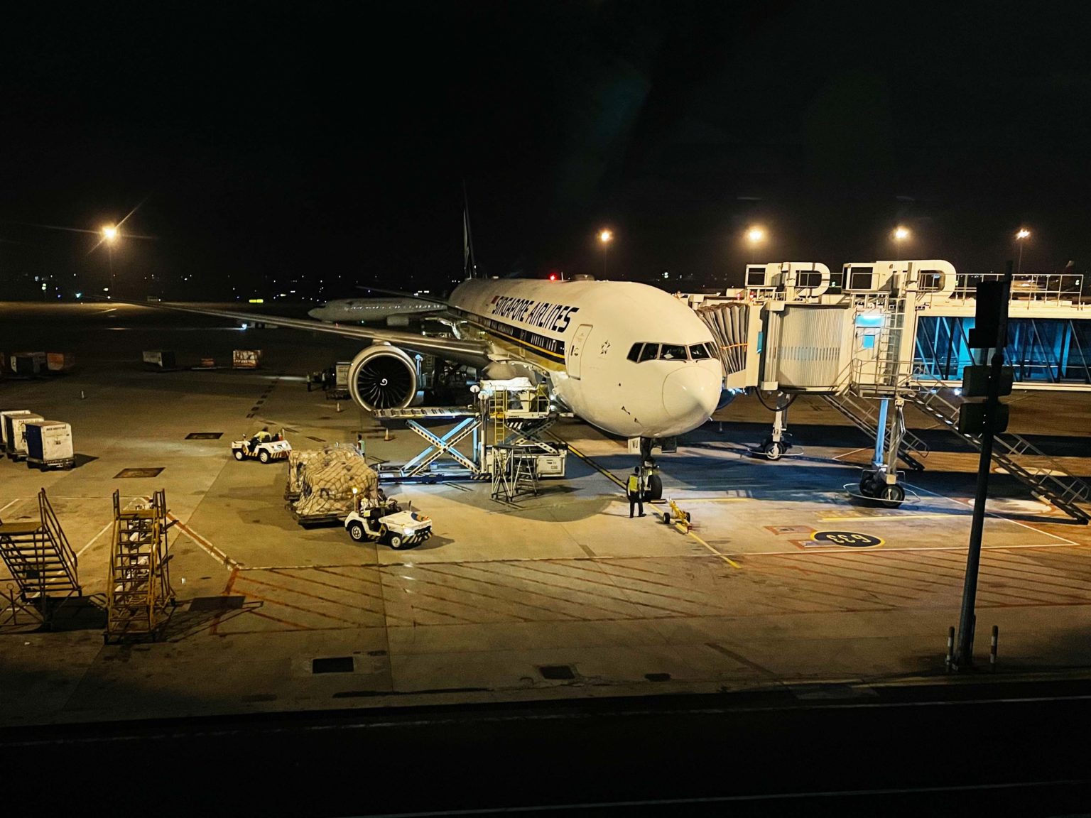 Singapore Airlines Business Class (2023) - JakartaPotato