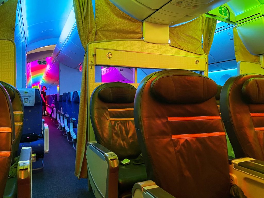 Review: ScootPlus Boeing 787-8 (DPS-SIN) - JakartaPotato