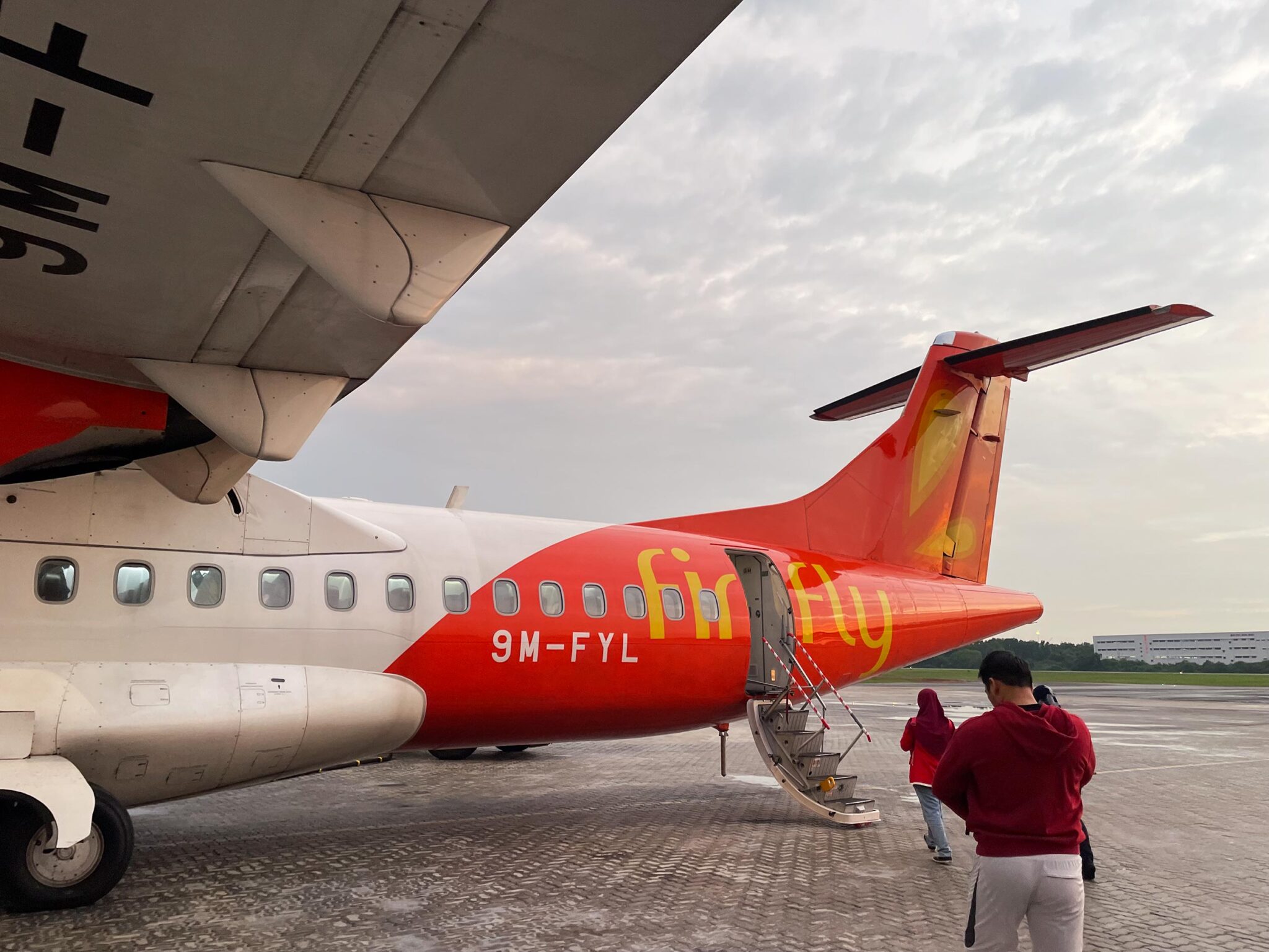 Review: Firefly ATR 72-500 (SZB-AOR) - JakartaPotato