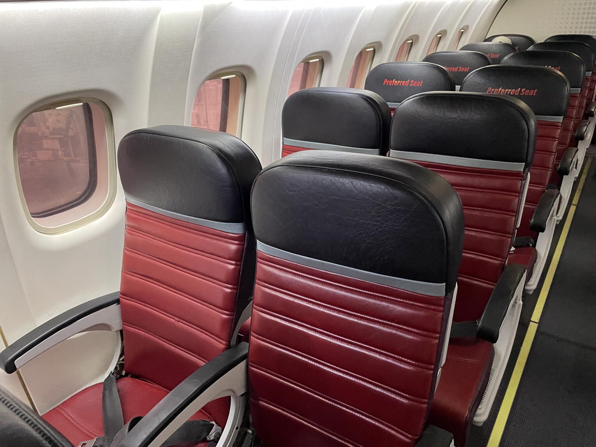 Review: Firefly ATR 72-500 (SZB-AOR) - JakartaPotato